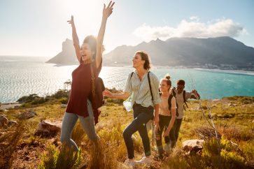 Become a Local Tour Guide: 4 Websites That Connect You With Tourists