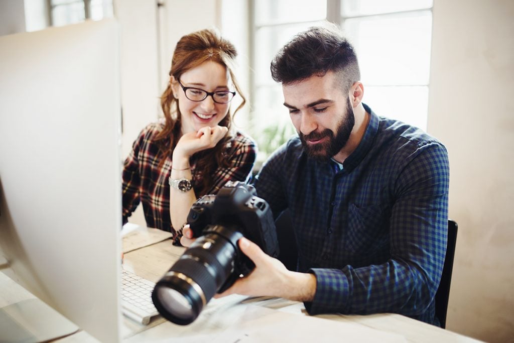 Want to Know How to Sell Microstock Photos? Read This