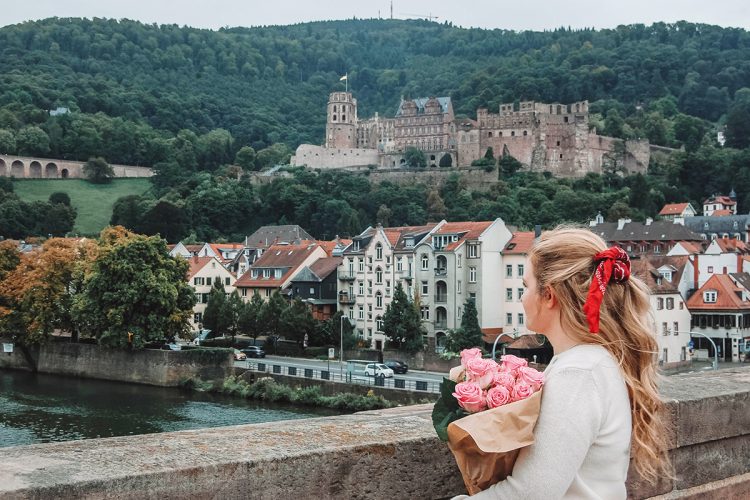 Helene in Between: How This Woman Makes Money Travel Blogging