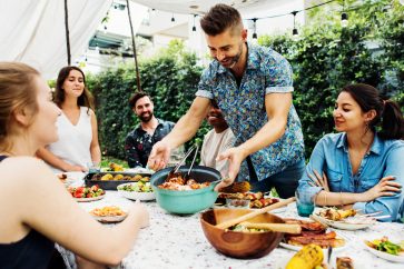 6 Steps for Throwing a Frugal (but Fabulous) Potluck Dinner Party
