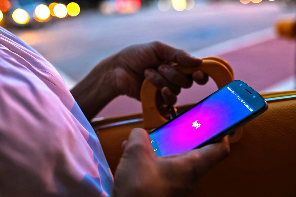 New Uber Rewards and Lyft Rewards Programs Offer Perks to Users