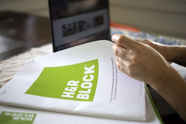 How to File Taxes: Our Complete Guide