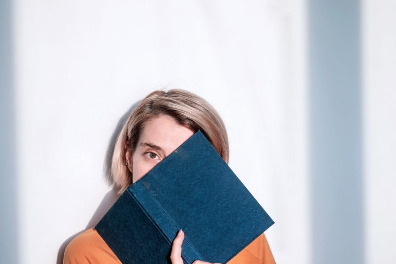 11 Ways You Can Save Money On College Textbooks