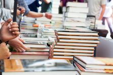 11 Ways to Save Money on College Textbooks