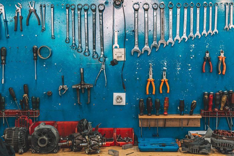 how-much-to-budget-for-car-maintenance-and-repairs