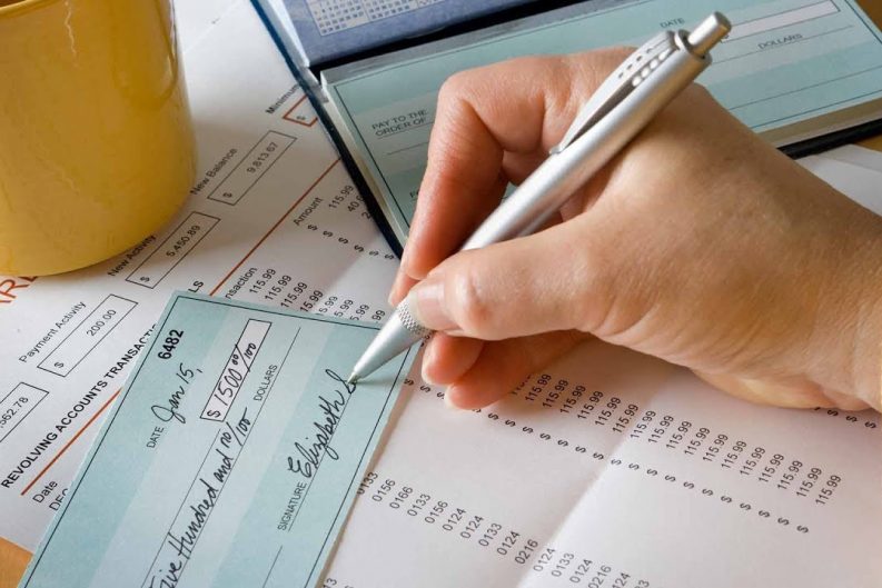 How to Write a Check | Filling Out a Check in 6 Steps