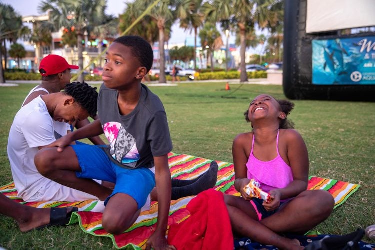 103 Free Things to Do to Tame Your Entertainment Budget