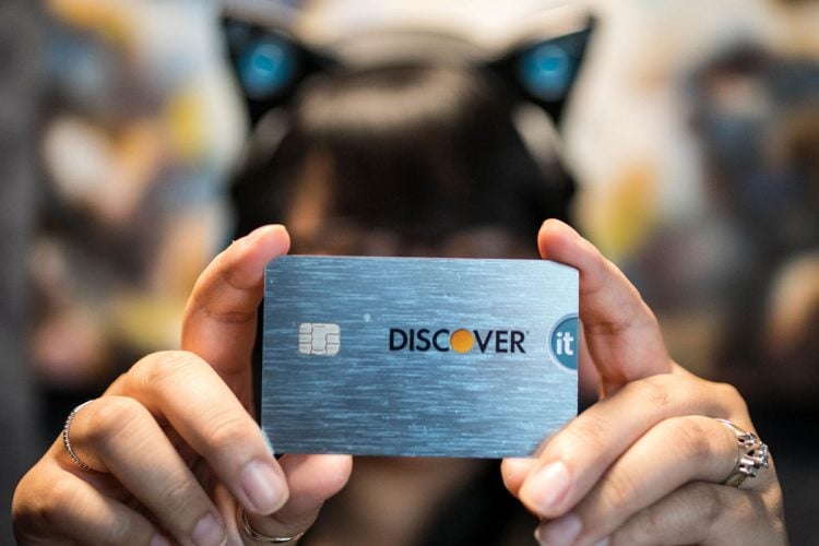 Discover Bank Review: A Straightforward Choice for Online Banking
