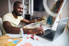 These 9 Websites Will Help You Learn Skills Free