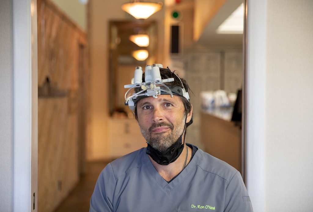 How to Take Care of Your Teeth When You Can’t See a Dentist