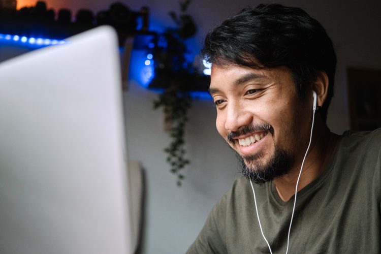 Liveops Is Hiring 10,000 Remote Customer Service, Sales Reps