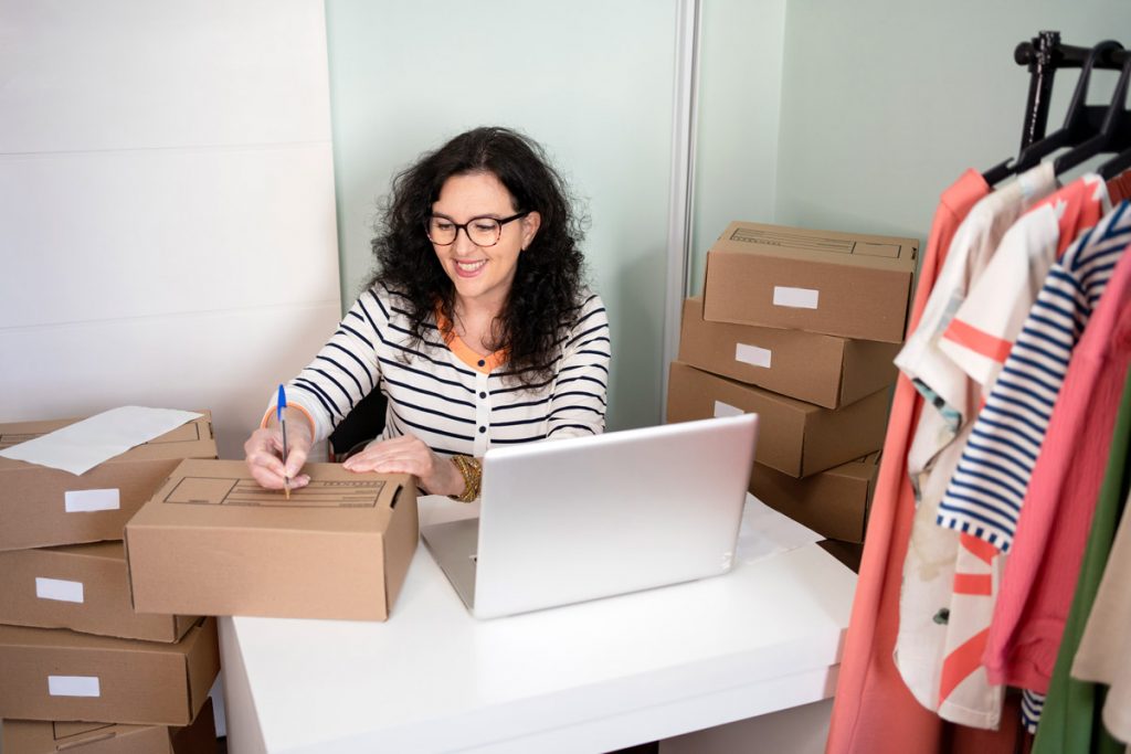 How to Sell Online: The 14 Best Places and Apps