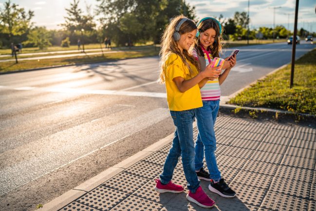 6 Financial Apps for Kids that Can Make You Smarter About Money Too