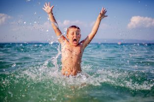 114 Free Summer Activities for Children and Adults
