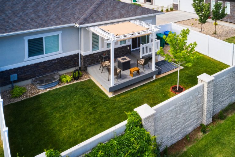 9 Cheap Ways to Block a Neighbor’s View for Less than $100