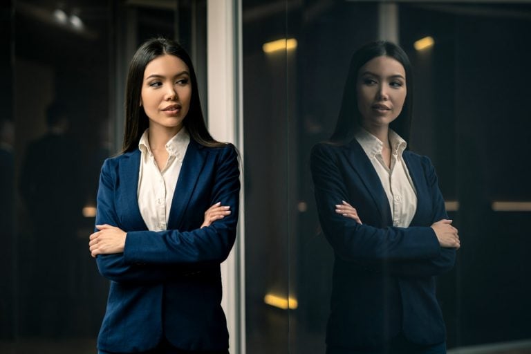 What Is Business Professional Attire? A Guide to How to Dress for Work