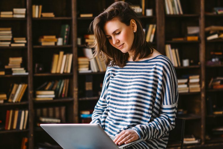 14 Second Jobs That Will Help You Pay the Bills