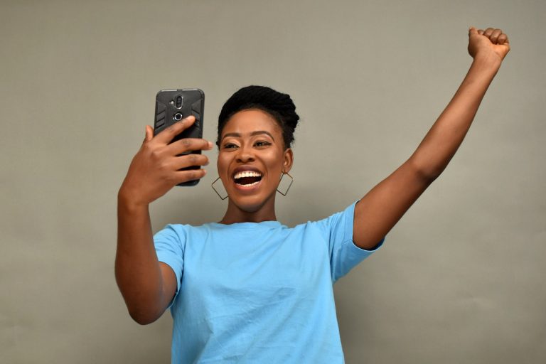 14 Money Making Apps That Pay $100 A Day