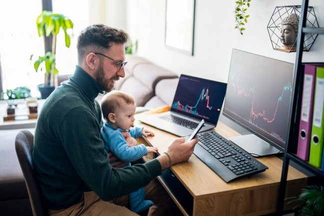 Public App Review 2025: Pros and Cons