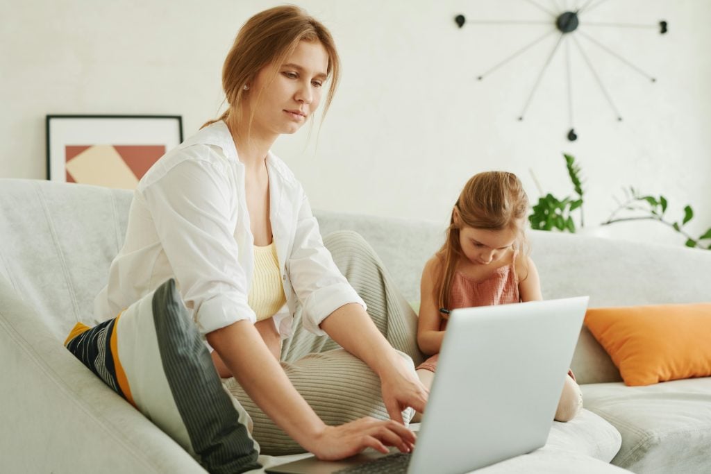 10 Tips for Creating a Single Mom Budget (or Single Dad Budget)