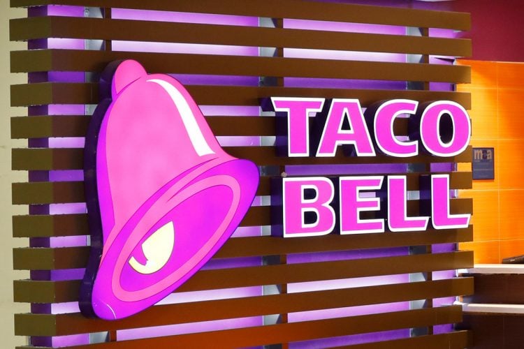 28 Employers That Offer Jobs That Pay for College