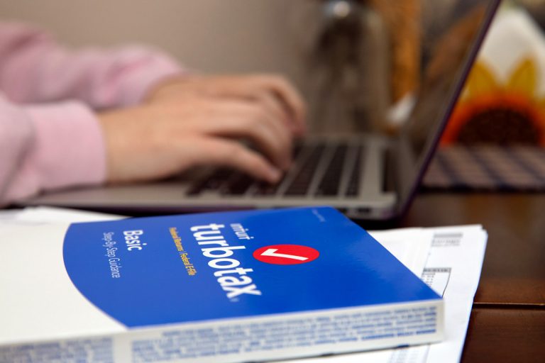 Free Tax Filing Is Possible with These 7 Handy Tools