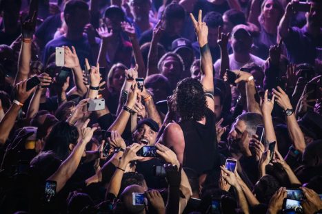 How to Get Cheap Concert Tickets to See Your Favorite Performers