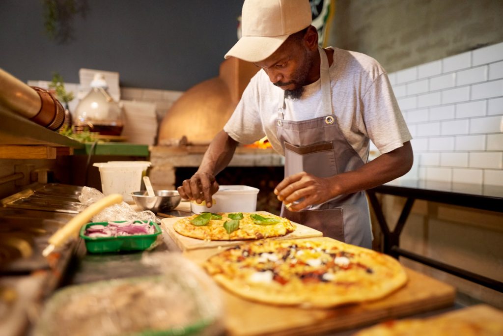 How to Start a Ghost Kitchen: 8 Steps to Starting a Virtual Restaurant