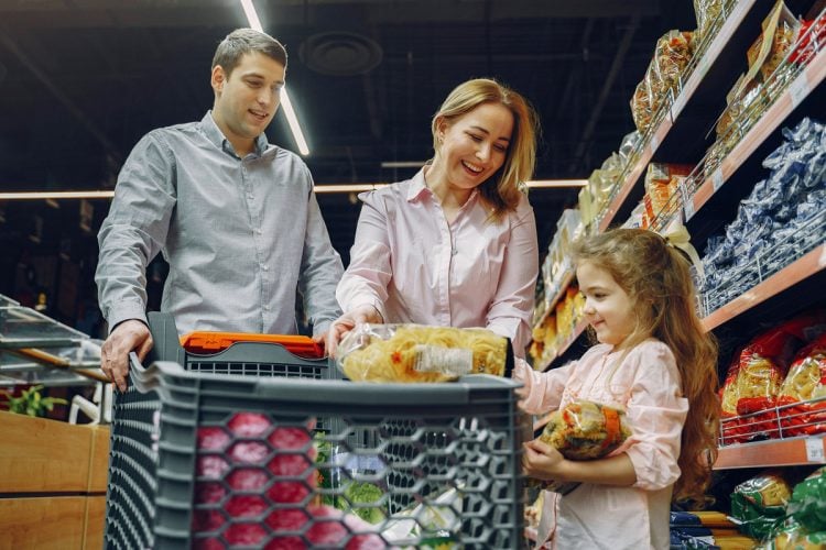 Store Brand vs. Name Brand: How to Save on Everyday Stuff