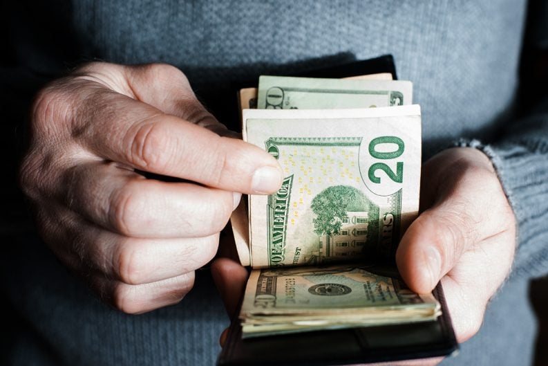 How to Get Cash from a Credit Card