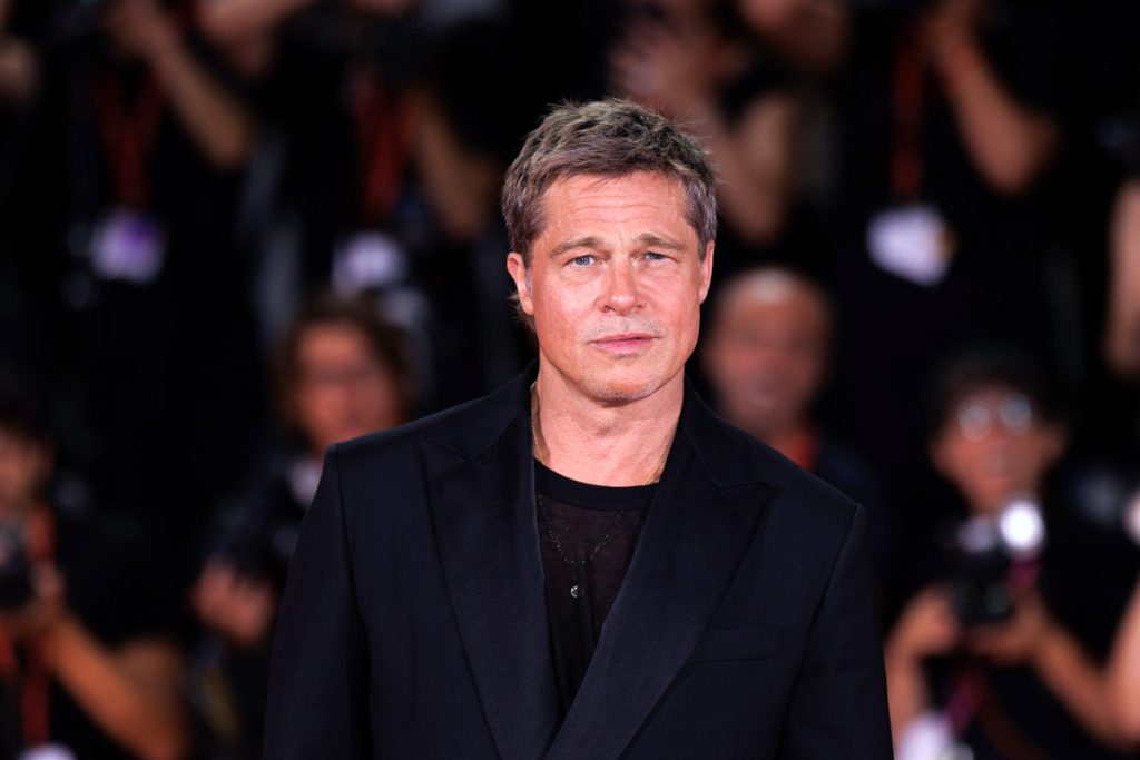 How to Spot a Celebrity Impersonation Scam