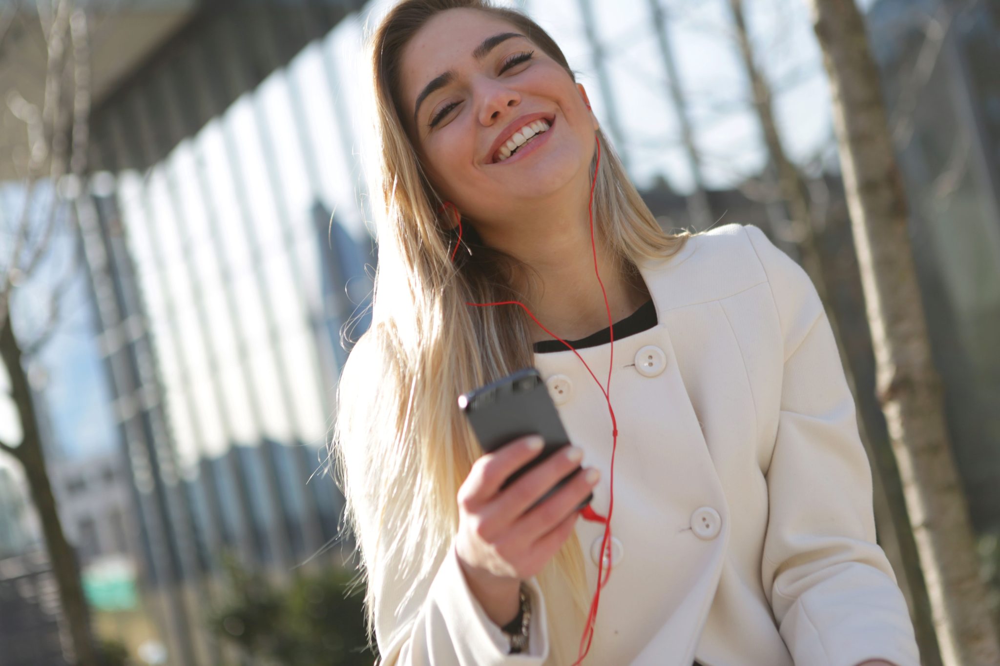Cleo App Review 2026: Is the AI Budgeting Chatbot Worth It?